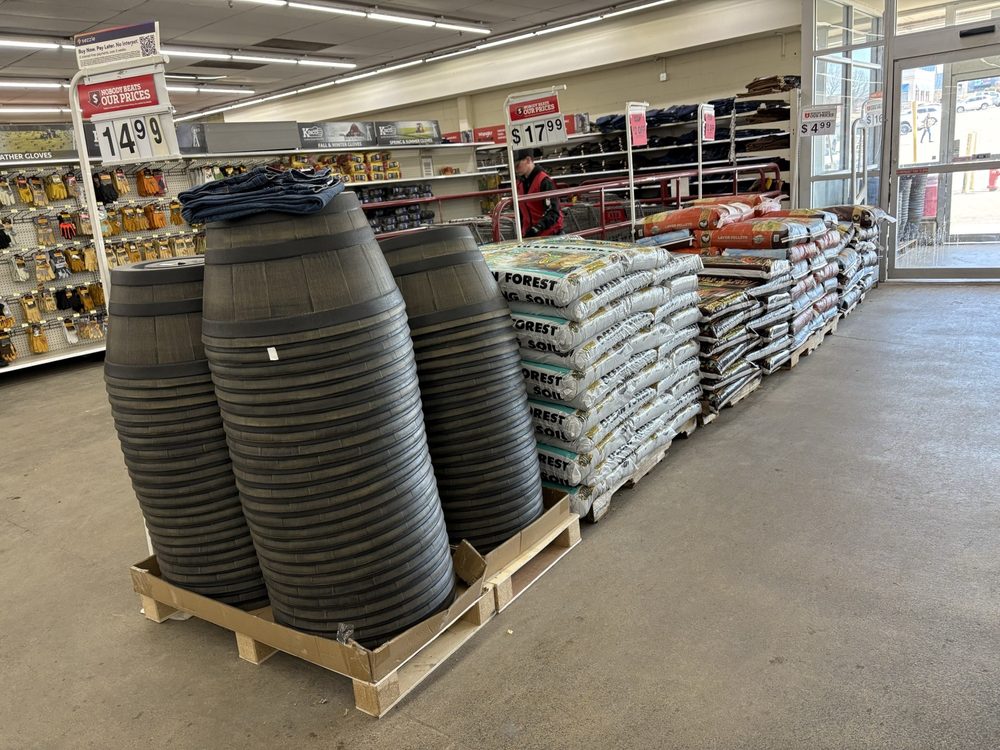 RURAL KING - Updated January 2026 - 34 Photos & 21 Reviews - 7611 Old ...