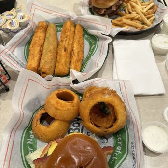 FARMER BOYS - Updated April 2024 - 83 Photos & 83 Reviews - 1220 S 83rd ...