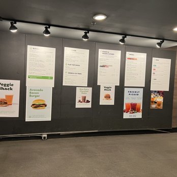SHAKE SHACK UNION STATION - Updated February 2025 - 362 Photos & 365 ...