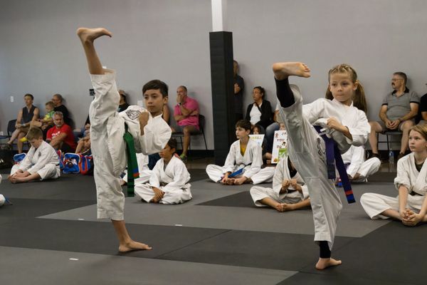 KICK UNIVERSITY - Updated October 2025 - 12 Photos - 380 N Estrella ...