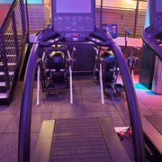 CRUNCH FITNESS - MIDTOWN EAST - 21 Photos - Trainers - 511 Lexington ...