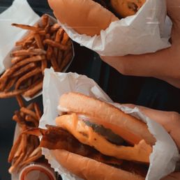 PICK-QUICK DRIVE IN - Updated December 2025 - 409 Photos & 433 Reviews ...