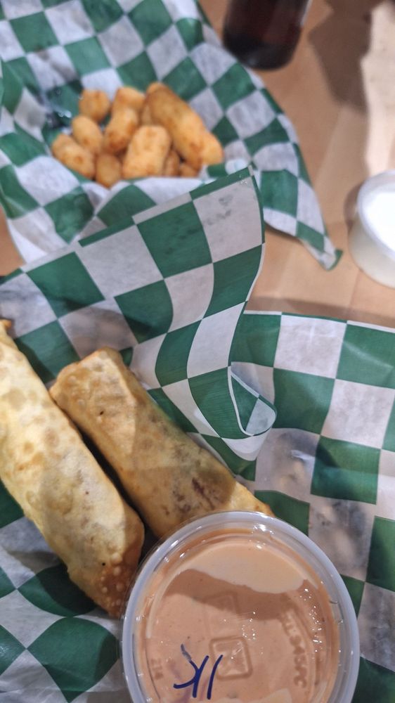 WICKED HOLLO BAR & GRILL - Updated July 2025 - 18208 Cussewago Rd ...