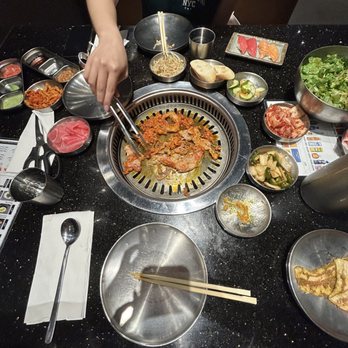 GAROSU KOREAN BBQ AND SUSHI - Updated July 2025 - 650 Photos & 284 ...