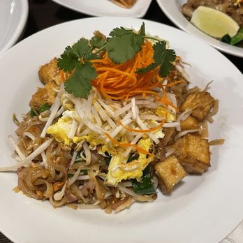 NOODLE WAVE - Updated December 2025 - 588 Photos & 617 Reviews - 2775 S ...