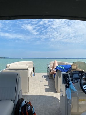 CHAIN O’LAKES BOAT RENTALS - PONTOON BOAT RENTAL - Updated July 2024 ...