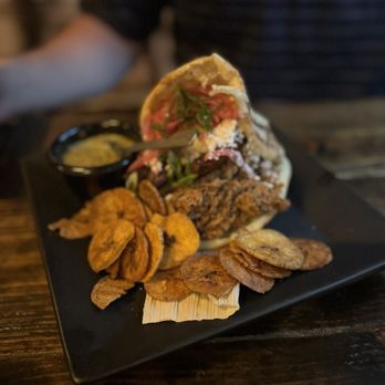 MAÏS AREPAS - Updated July 2024 - 1375 Photos & 870 Reviews - 1200 ...