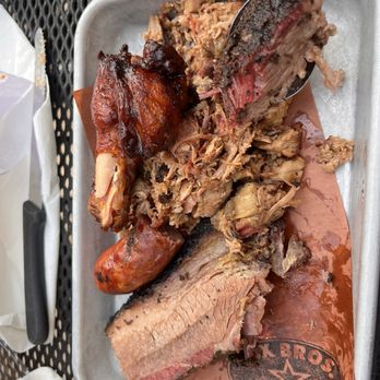FOX BROS. BAR-B-Q - Updated December 2024 - 3808 Photos & 4906 Reviews ...