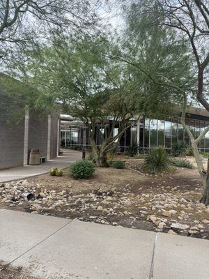 APACHE JUNCTION PUBLIC LIBRARY - Updated December 2025 - 26 Photos & 21 Reviews - 1177 N Idaho ...