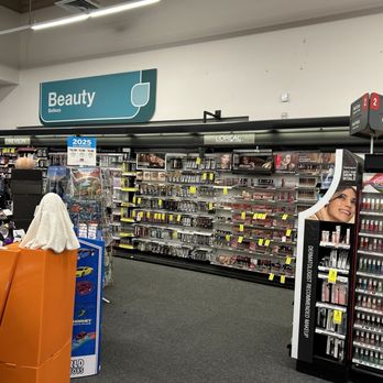CVS PHARMACY - Updated December 2025 - 28 Photos & 44 Reviews - 8956 ...