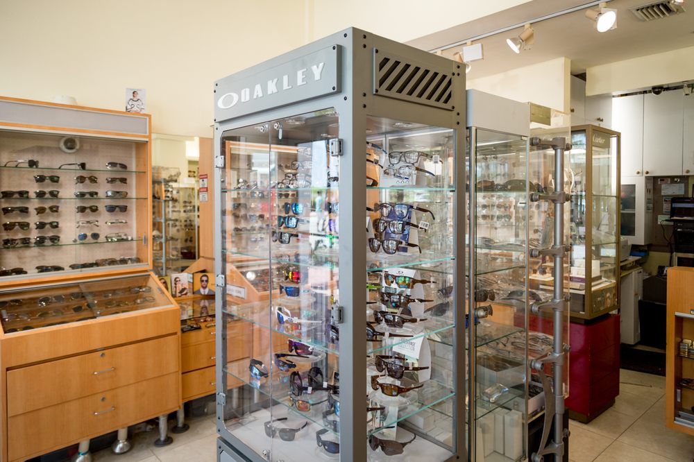 EYE Q OPTICAL - Updated November 2025 - 11 Reviews - 760 Ocean Dr ...