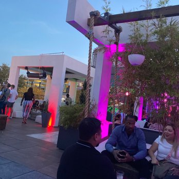 77 DEGREES ROOFTOP - Updated March 2025 - 187 Photos & 186 Reviews ...