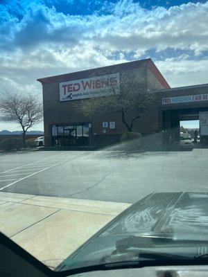 TED WIENS COMPLETE AUTO SERVICE - Updated May 2026 - 44 Photos & 220 ...