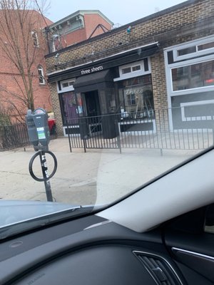 THREE SHEETS - 137 Photos & 118 Reviews - 372 Elm St, New Haven ...