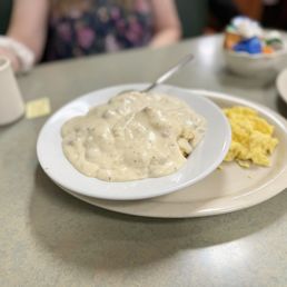 THE HUNGRY FOX RESTAURANT & COUNTRY STORE - Updated December 2025 - 259 ...