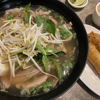 QUE LING RESTAURANT - Updated October 2025 - 174 Photos & 102 Reviews ...