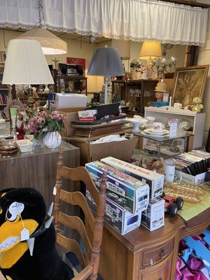 MANCHESTER MALL - Updated February 2025 - 240 Photos - 811 Main St ...