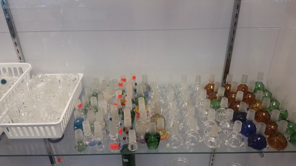 KOOL AID SMOKE AND VAPE - 3805 Auburn St, Bakersfield, California ...