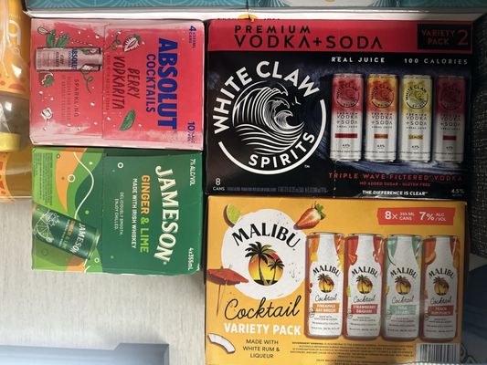 LISA’S LIQUOR BARN - Updated December 2025 - 23 Photos & 43 Reviews ...