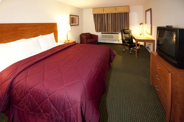 QUALITY INN DENVER WESTMINSTER - Updated October 2025 - 32 Photos & 40 ...