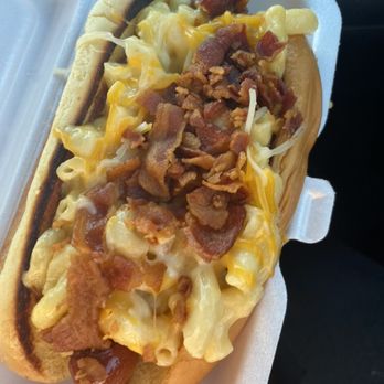 THE DOG DEN - Updated July 2025 - 276 Photos & 157 Reviews - 1 Main St ...