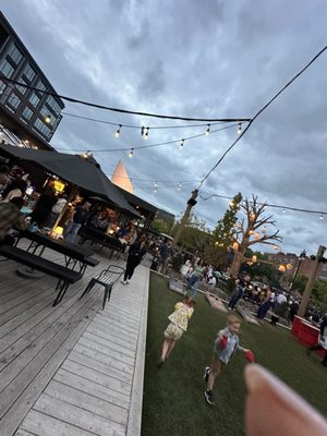 THE YARD - Updated November 2025 - 85 Photos & 26 Reviews - 1375 ...