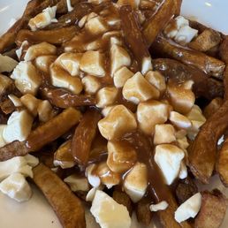 POUTINEVILLE - Updated September 2025 - 662 Photos & 651 Reviews - 1365 ...