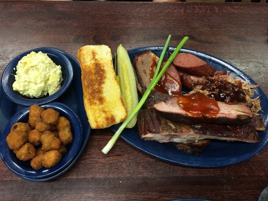 DINK’S PIT BAR-B-QUE - 38 Photos & 97 Reviews - 2929 E Frank Phillips ...