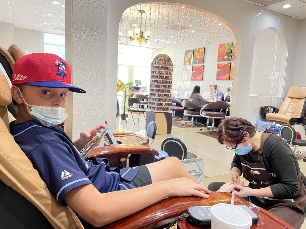 FAMILY NAIL SPA - Updated August 2025 - 196 Photos & 92 Reviews - 6431 ...