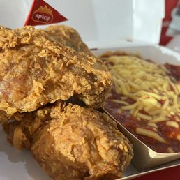 JOLLIBEE - Updated May 2025 - 735 Photos & 587 Reviews - 6021 Mack Rd ...