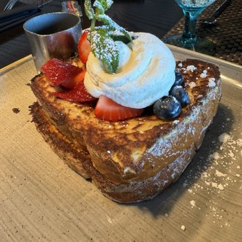 SIX SEVEN RESTAURANT - Updated September 2024 - 2106 Photos & 1308 ...