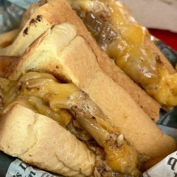 FRANKIE’S DAWG HOUSE - Updated December 2025 - 292 Photos & 183 Reviews ...