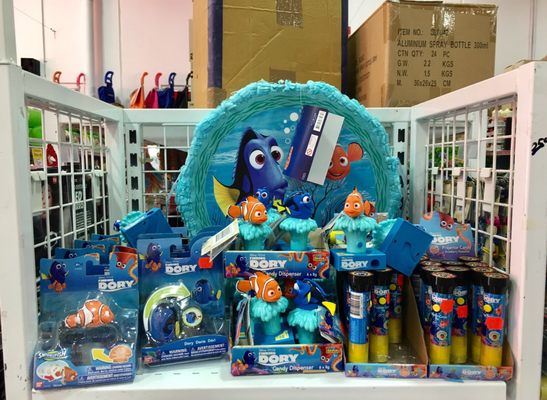 RED DOT STORES - Updated March 2024 - 13 Photos - Carousel Shopping ...