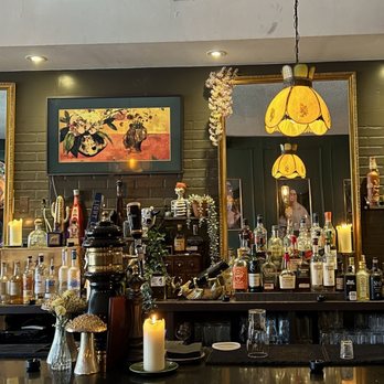 BRAMBLE GASTROPUB - Updated May 2025 - 30 Photos - 2956 Bloor Street W ...