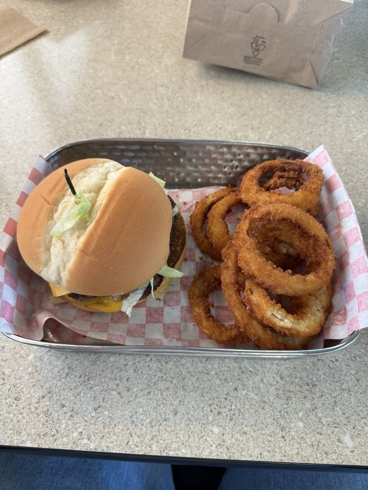 LIGHTHOUSE DRIVE IN - Updated July 2025 - 61 Photos & 142 Reviews ...