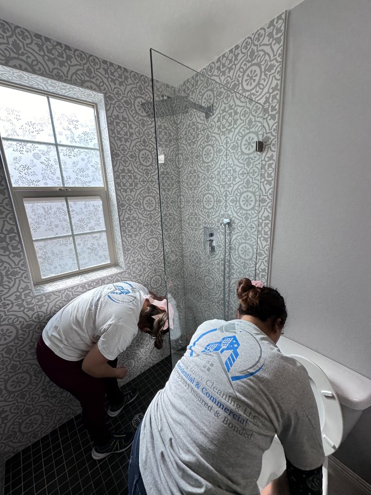 GLEAMING GLOW CLEANING - Updated October 2024 - 58 Photos - Ontario ...