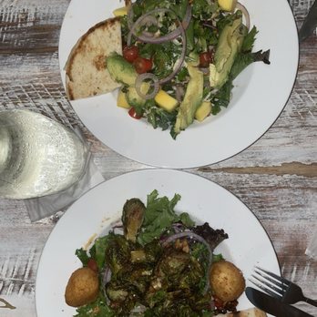 LOCAL TABLE - Updated November 2024 - 691 Photos & 773 Reviews - 10535 ...