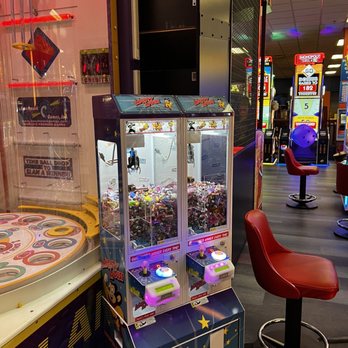 KNUCKLEHEADS TRAMPOLINE PARK, RIDES AND BOWLING - Updated August 2025 ...