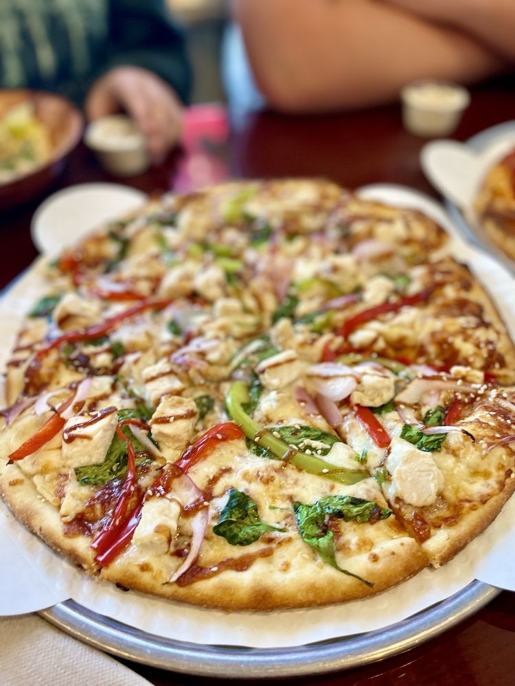 RODEOS PIZZA & SALADERIA - Updated January 2026 - 154 Photos & 373 ...