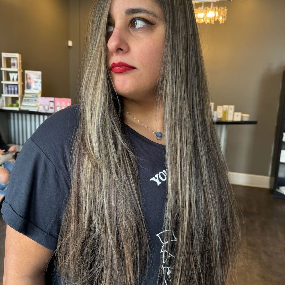 Sharon Trim's Instagram, Twitter & Facebook on IDCrawl