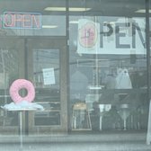 Fox’s Donut Den - Updated COVID-19 Hours & Services - 191 Photos & 249 ...