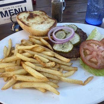 HI DIVE - Updated July 2025 - 301 Photos & 598 Reviews - Pier 28 1/2 ...