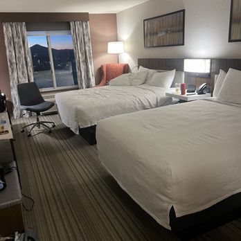 HILTON GARDEN INN RENO - Updated December 2025 - 200 Photos & 148 ...