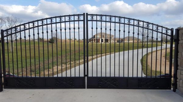 ALEX FENCE COMPANY: RESIDENTIAL GATE & FENCE INSTALLATION - Updated ...