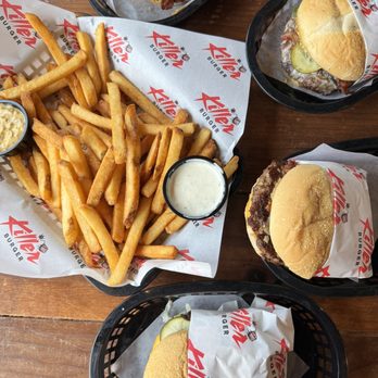 KILLER BURGER OAKWAY - Updated December 2025 - 76 Photos & 69 Reviews ...