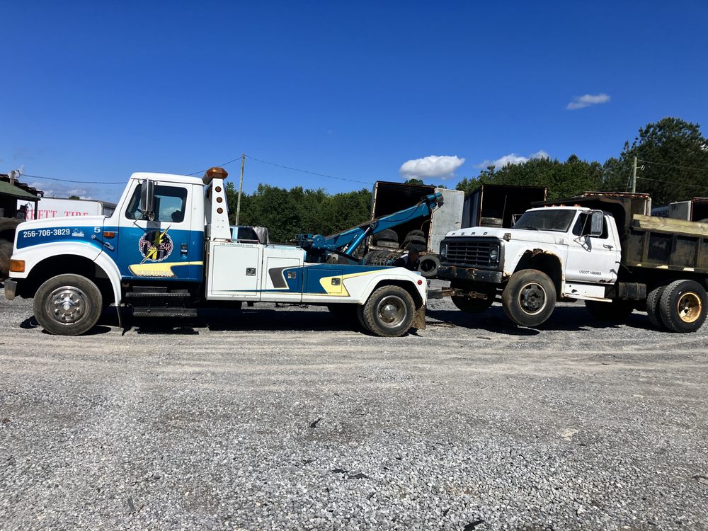 FLASH TOWING & RECOVERY - Updated May 2025 - 36 Photos - 195 US Hwy 411 ...