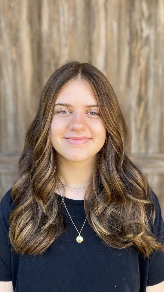 LISA RENEE DOES HAIR - Updated August 2024 - 170 Photos & 30 Reviews ...