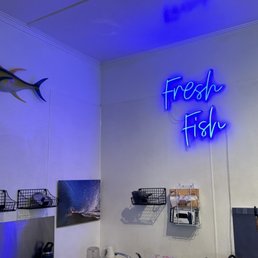 KILAUEA FISH MARKET - Updated May 2025 - 621 Photos & 1055 Reviews ...