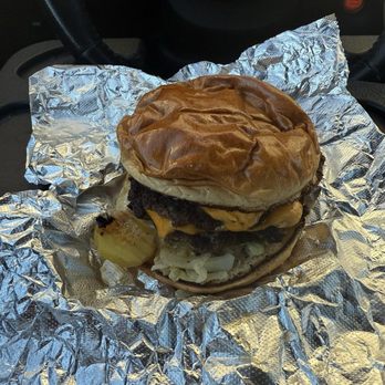 HUNCHO’S FRIED CHICKEN & BURGERS - Updated April 2025 - 92 Photos & 126 ...