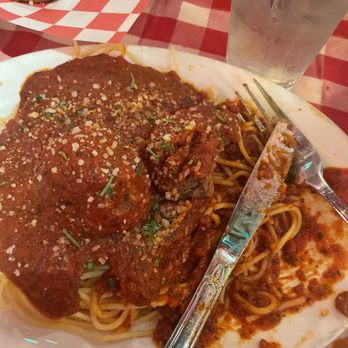 MONJUNIS ITALIAN CAFE - Updated September 2024 - 302 Photos & 182 ...